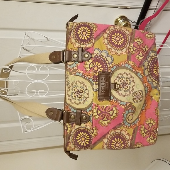 Relic | Bags | Relic Bag With Floral Design | Poshmark